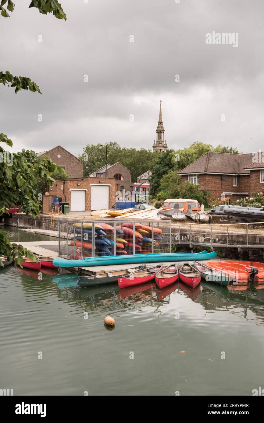 St George-in-the-East church and colourful canoes on Shadwell Basin ...