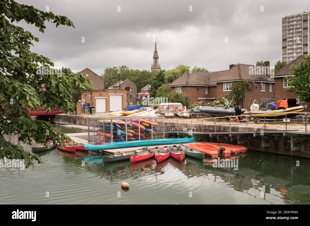 St George-in-the-East church and colourful canoes on Shadwell Basin ...