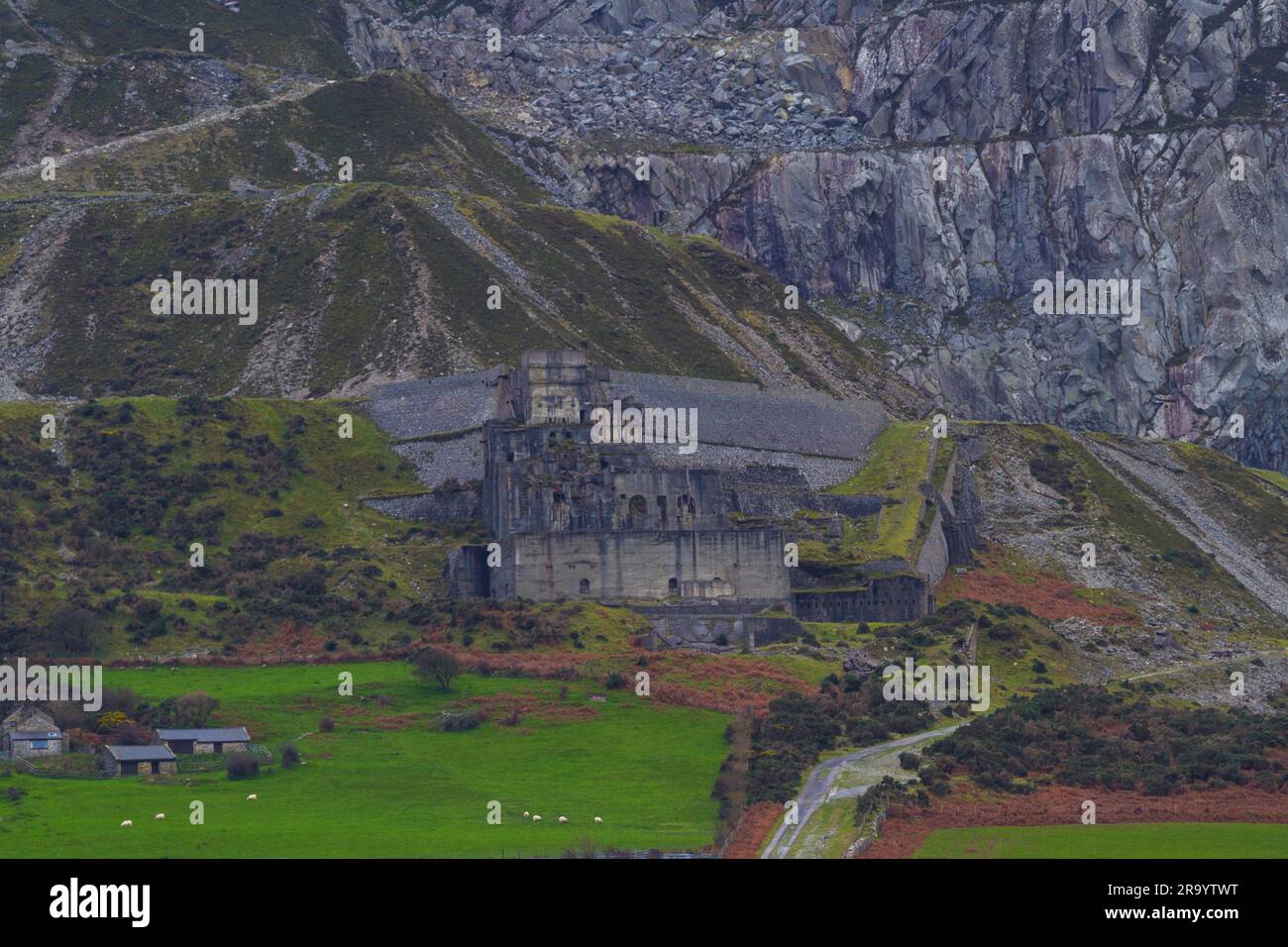 Trefor quarry hi-res stock photography and images - Alamy