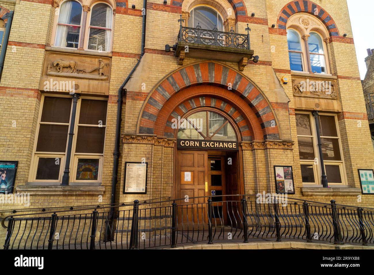 Cambridge corn exchange building hi-res stock photography and images ...