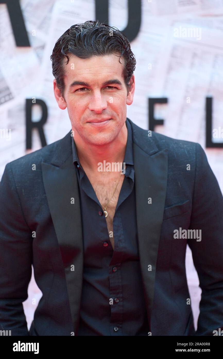 Netflix bird box barcelona hi-res stock photography and images - Alamy