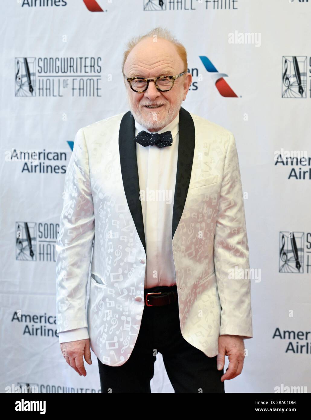 Peter Asher attends the 52nd annual Songwriters Hall of Fame induction ...
