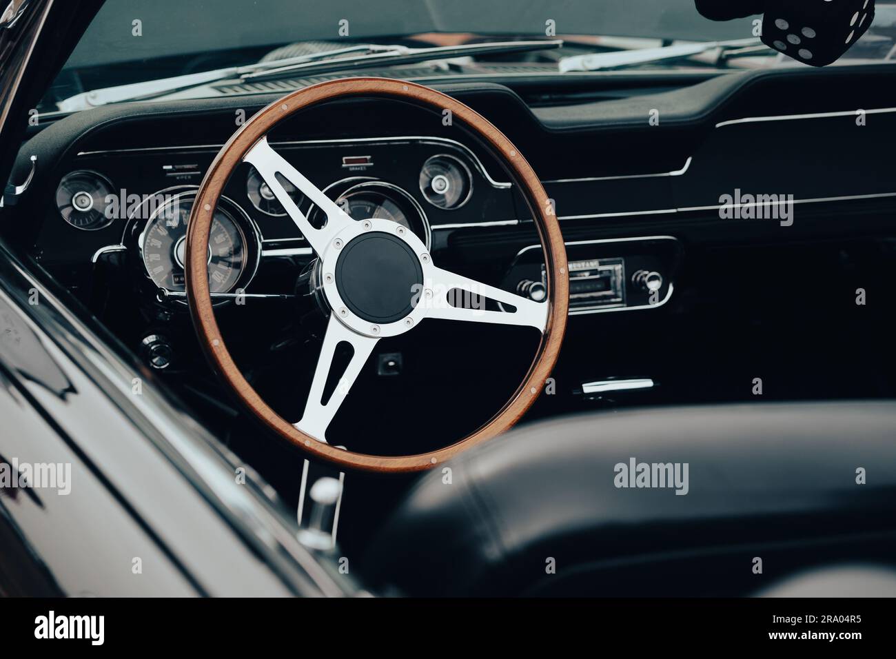 Steering wheel, American muscle car interior, dashboard vintage vehicle ...