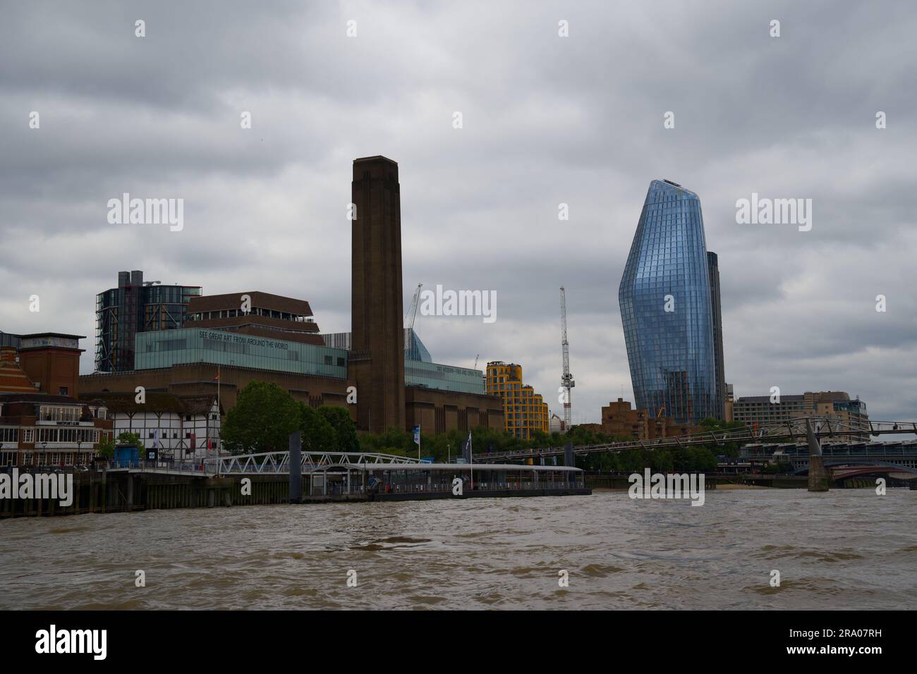 One Blackfriars building and Tate Modern seen from the River Thames ...