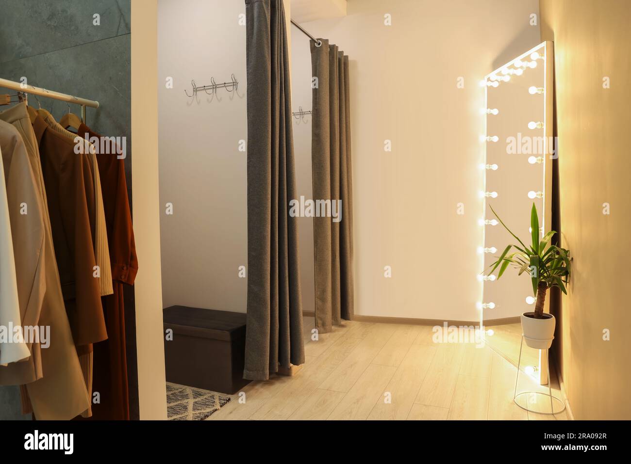 Dressing rooms in fashion store. Interior design Stock Photo - Alamy