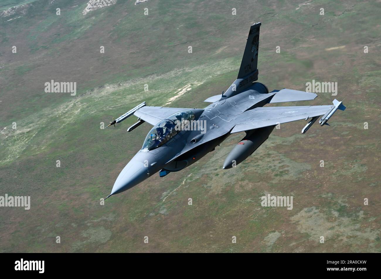 An F-16 from the 114th Fighter Wing with the South Dakota Air National ...