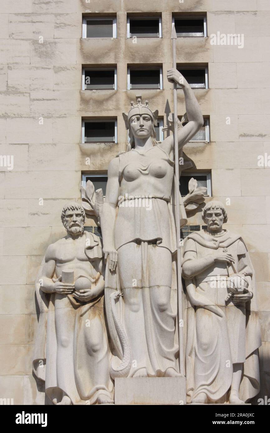 A statue on the Science and Technology building at the university of ...