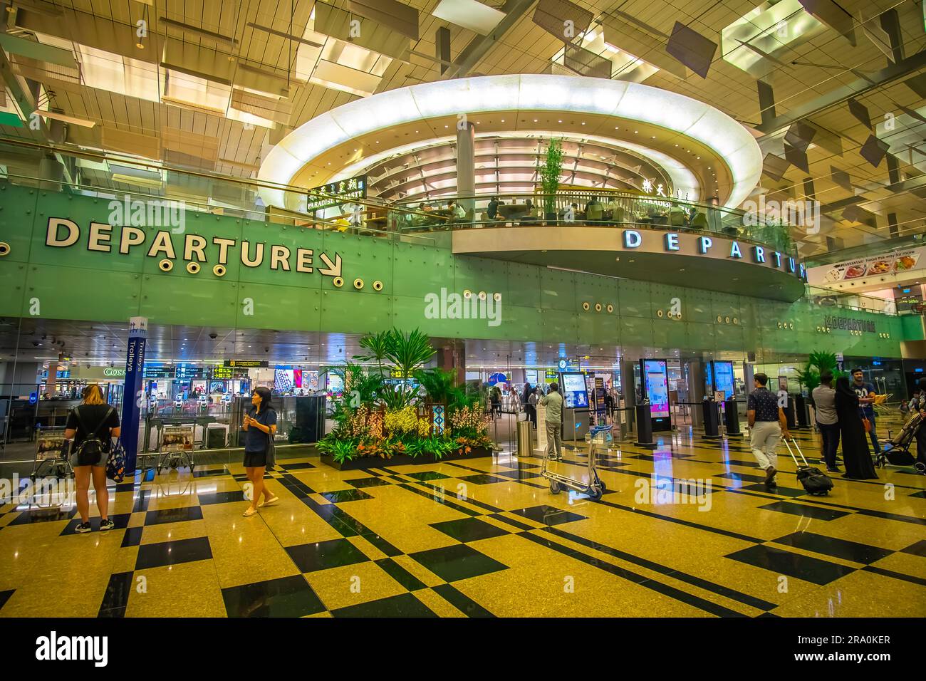 Departure gate at Changi Airport Terminal 3 Stock Photo - Alamy