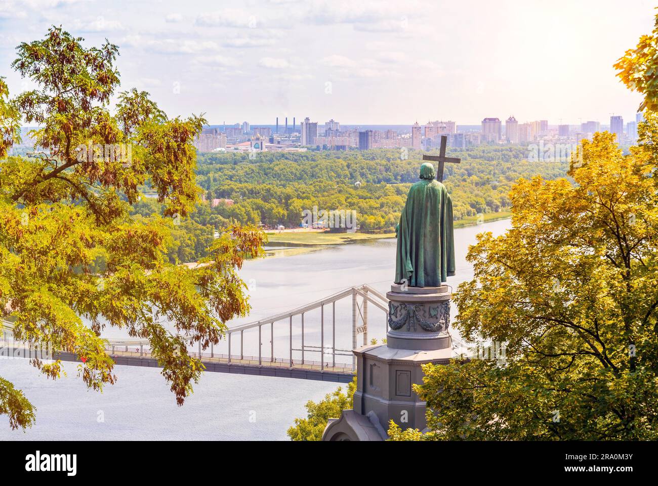 Statue vladimir kiev hi-res stock photography and images - Alamy