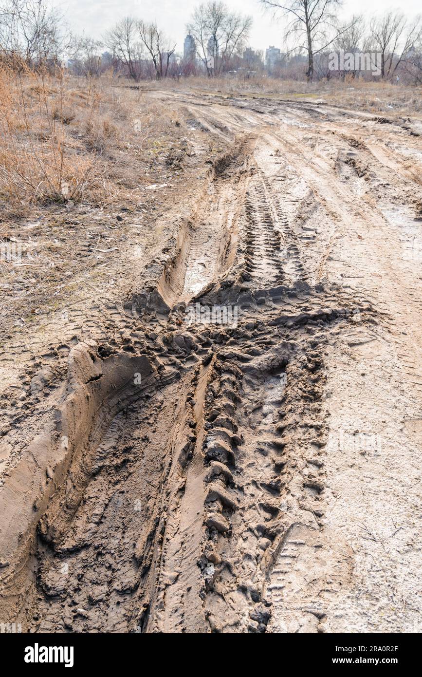 Mud covered road hi-res stock photography and images - Alamy