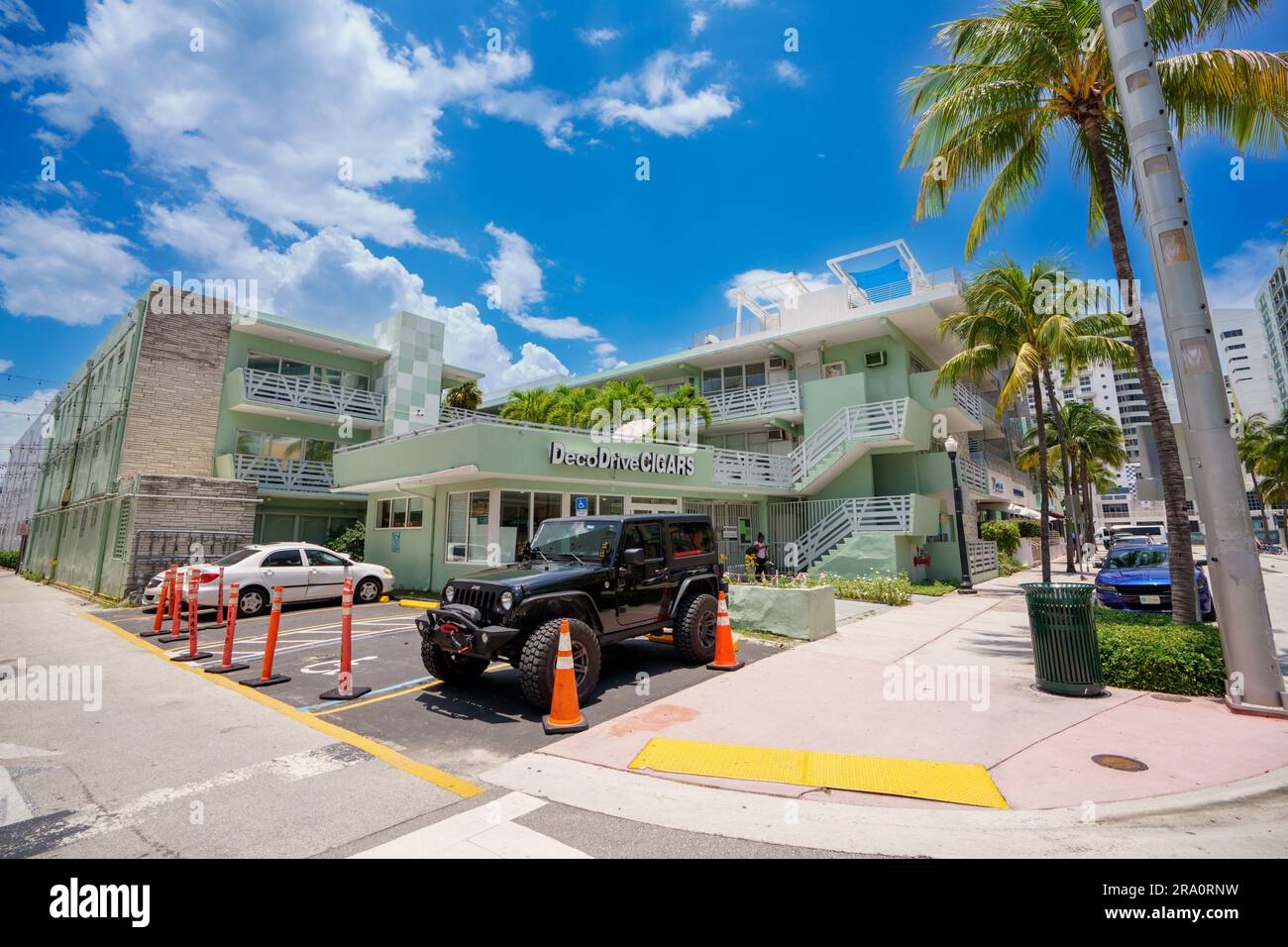 Deco drive cigars hi-res stock photography and images - Alamy