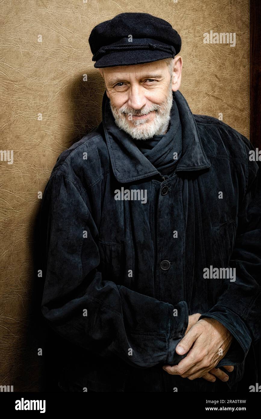 Docker man face hi-res stock photography and images - Alamy