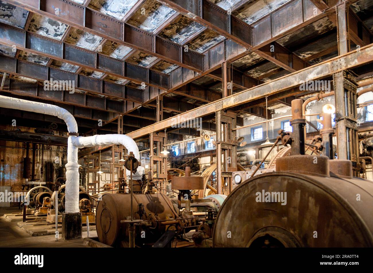 Interior view of an old abandoned factory Stock Photo - Alamy