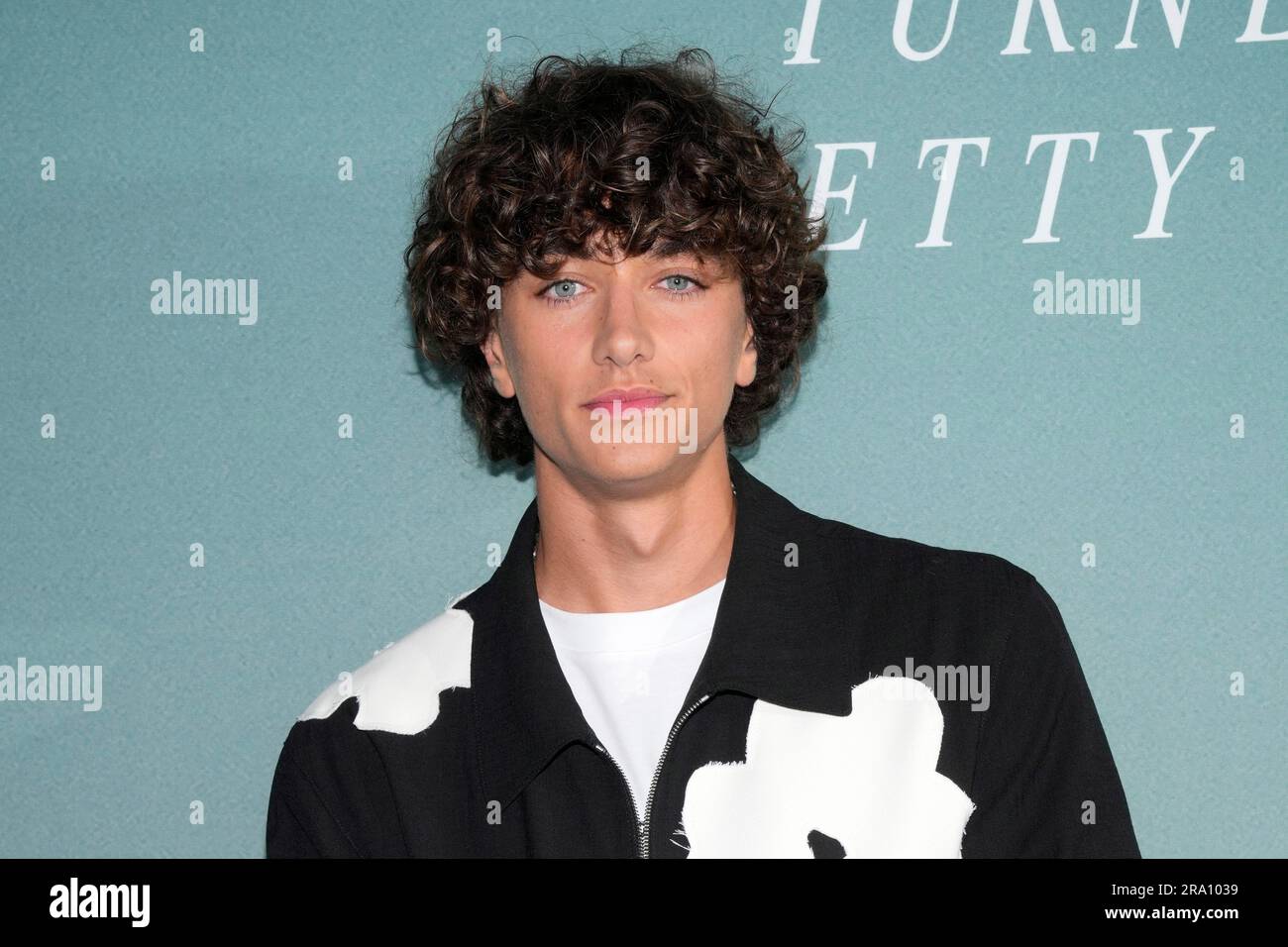Gavin Casalegno attends Prime's "The Summer I Turned Pretty" and Teen ...