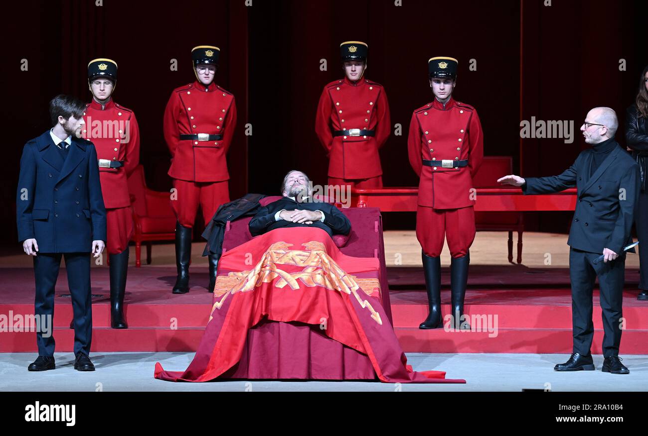 Julius caesar brutus play hi-res stock photography and images - Alamy