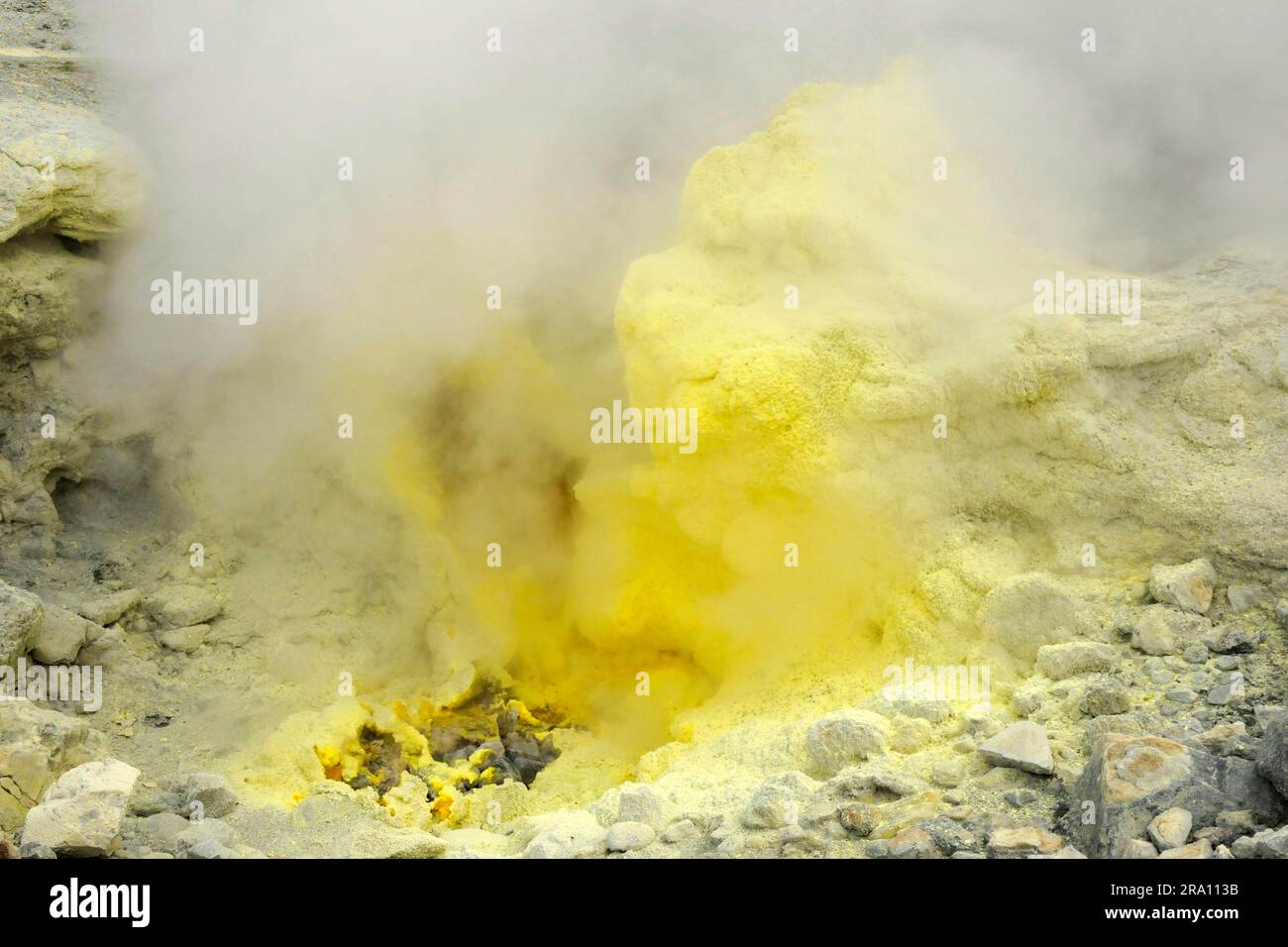 Sulphur spring, Mutnovskiy volcano, Kamchatka Peninsula, sulphur ...