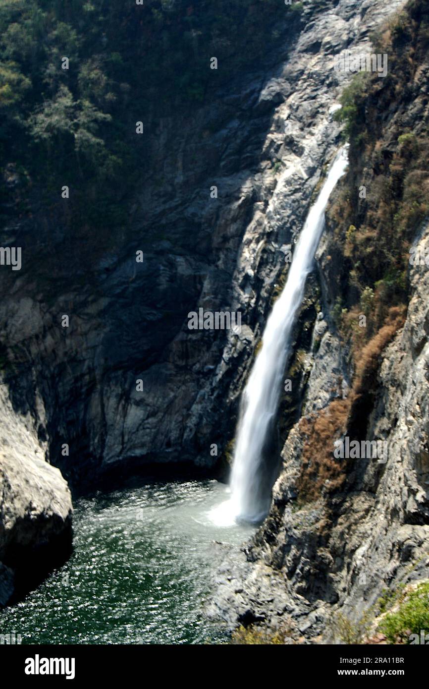 View of Gaganachukki Kaveri River Falls at Shivanasamudra in Mandya ...