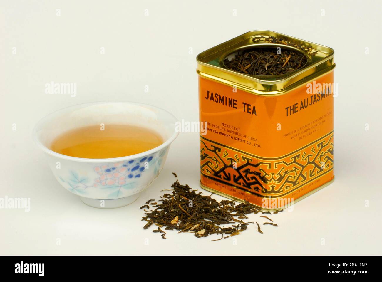 Tin bowl hi-res stock photography and images - Alamy