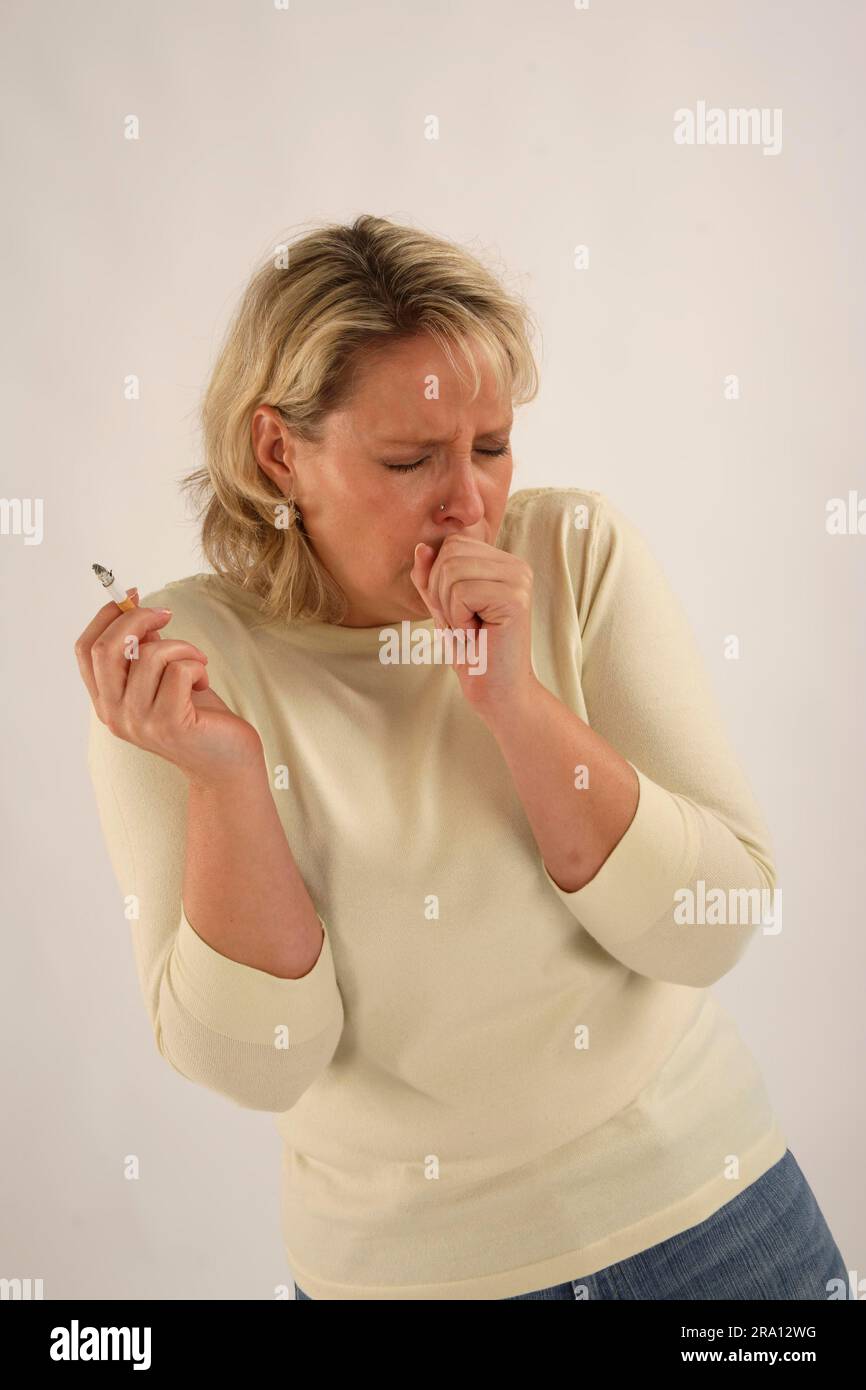 Smokers cough hi-res stock photography and images - Alamy