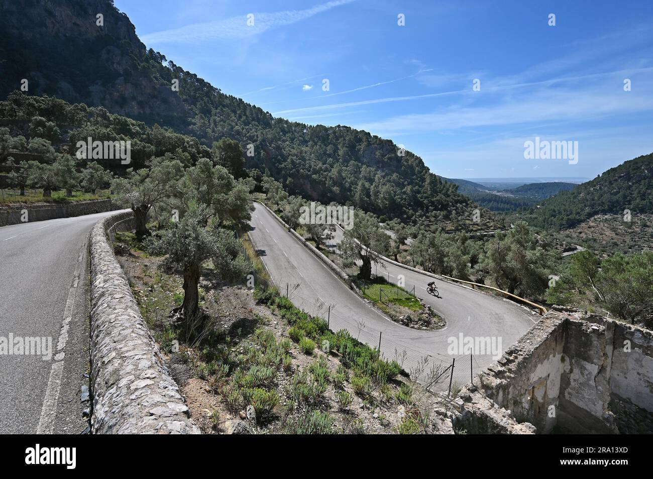 Cycling majorca mountains hi-res stock photography and images - Alamy