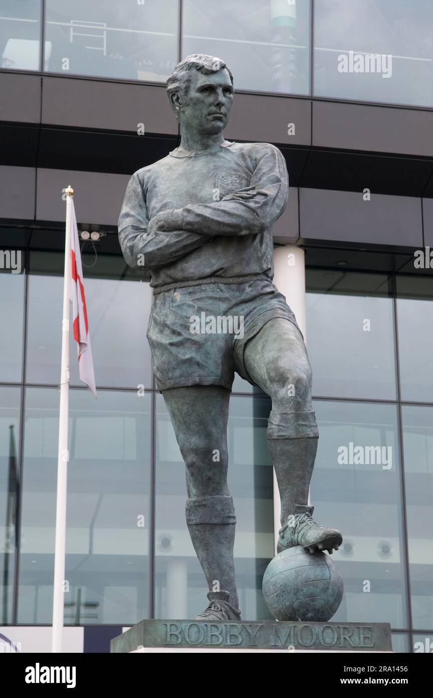 Bobby Moore Statue, Wembley Stadium, Wembley, Brent, London, England ...