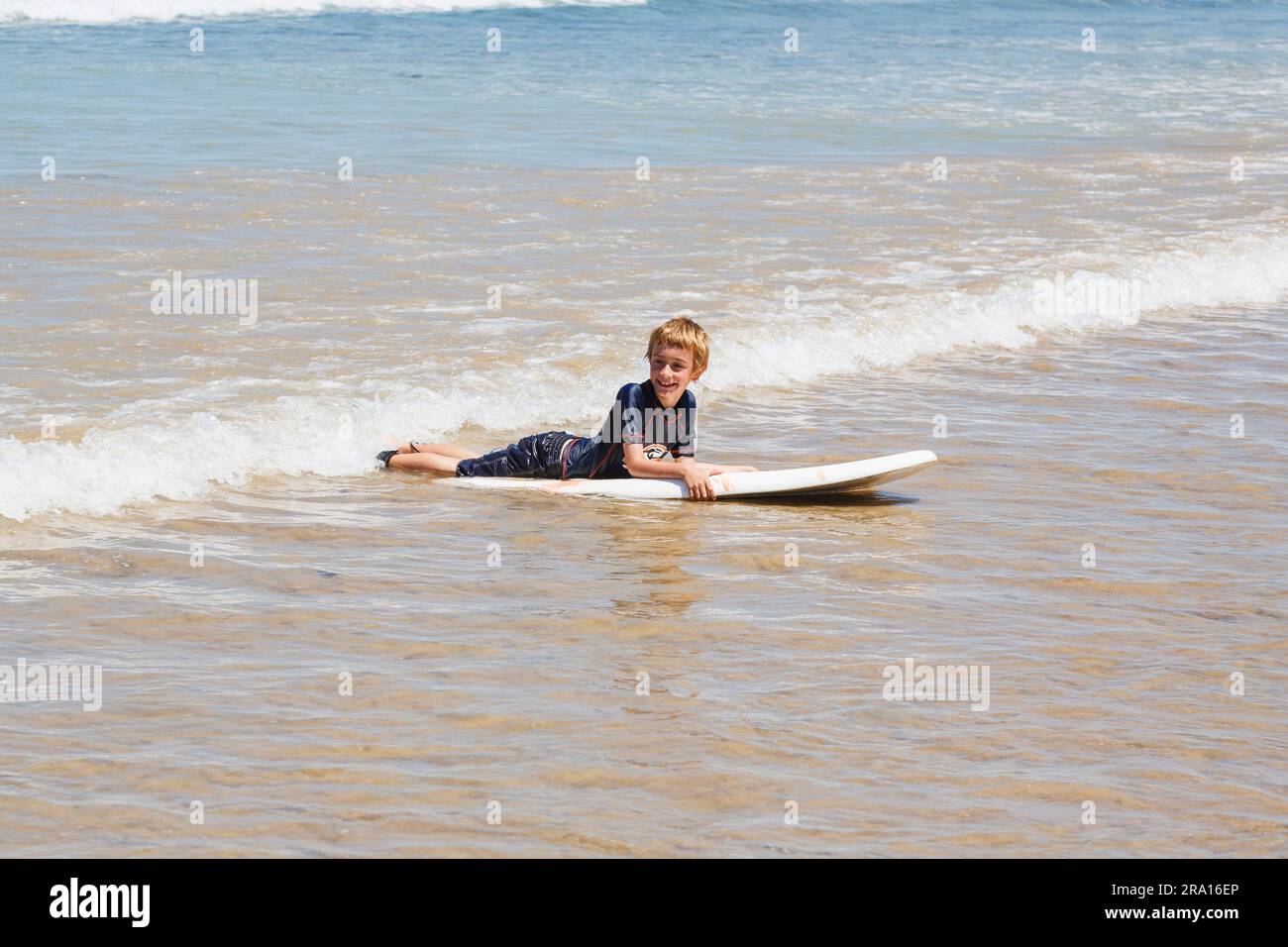 Surf lessons australia hi-res stock photography and images - Alamy
