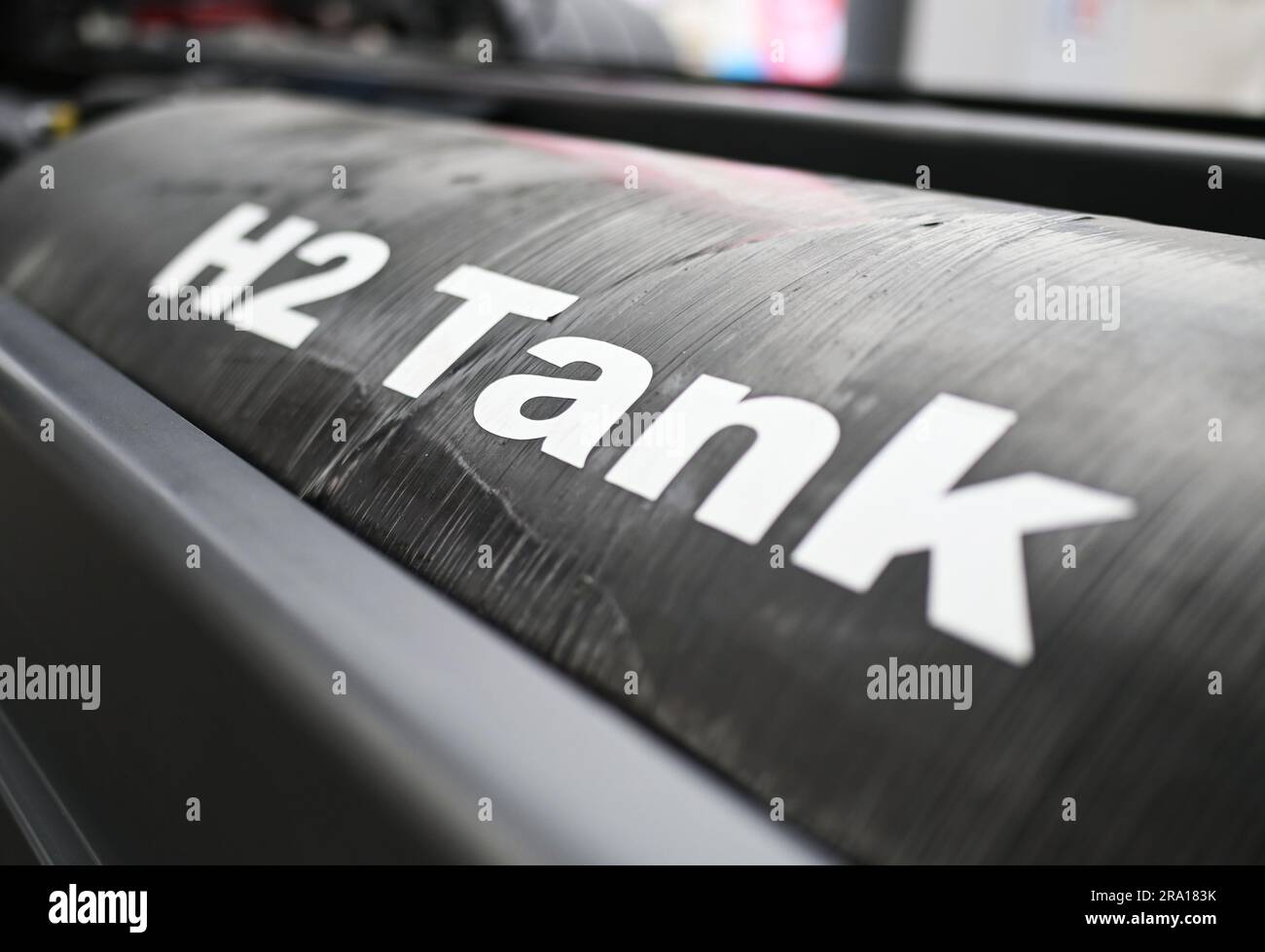 Karlsruhe, Germany. 29th June, 2023. The inscription "H2 Tank ", taken on a vehicle powered by a ...