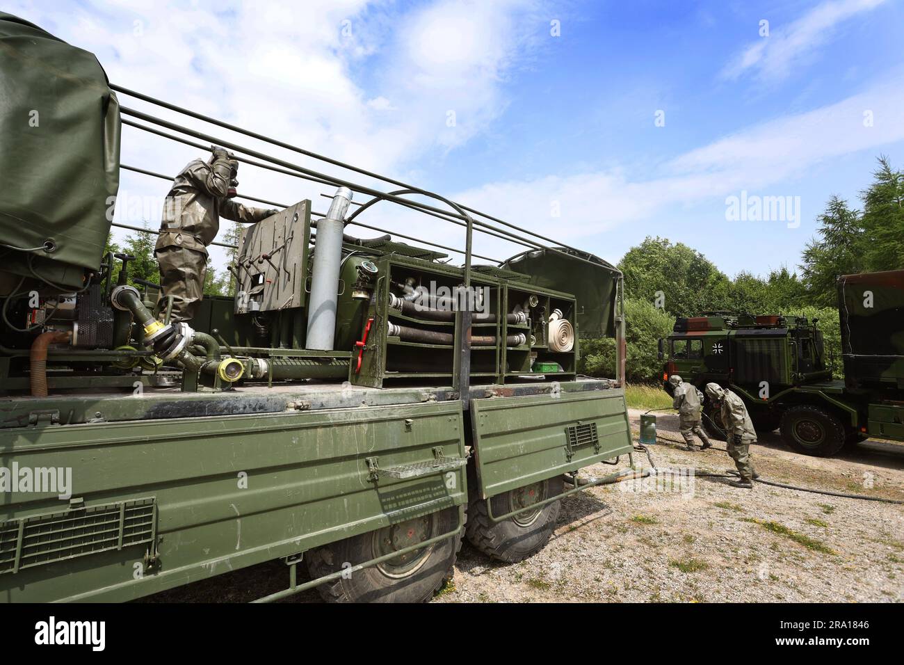 Decontamination training hi-res stock photography and images - Alamy