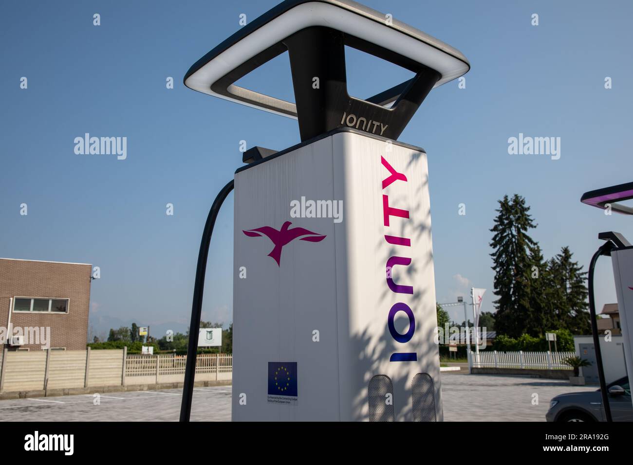 Charger units hi-res stock photography and images - Alamy