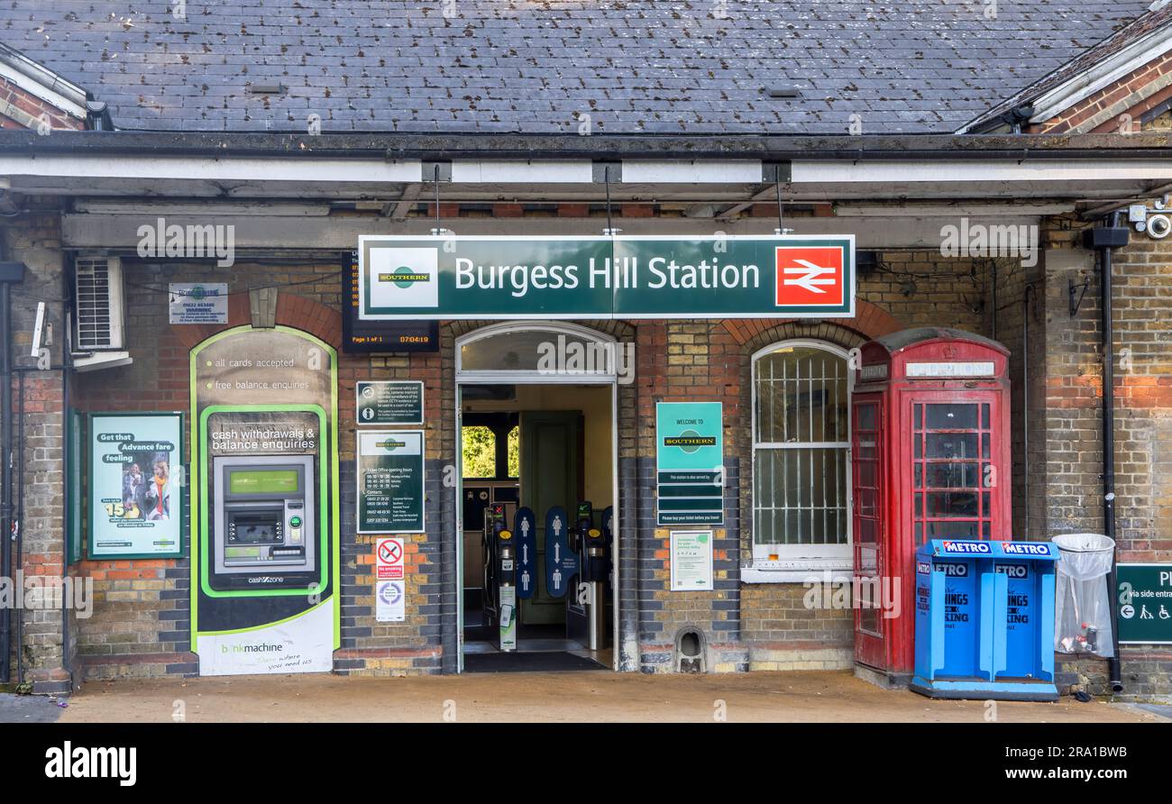 entrance to Burgess hill railway station in West Sussex Stock Photo - Alamy