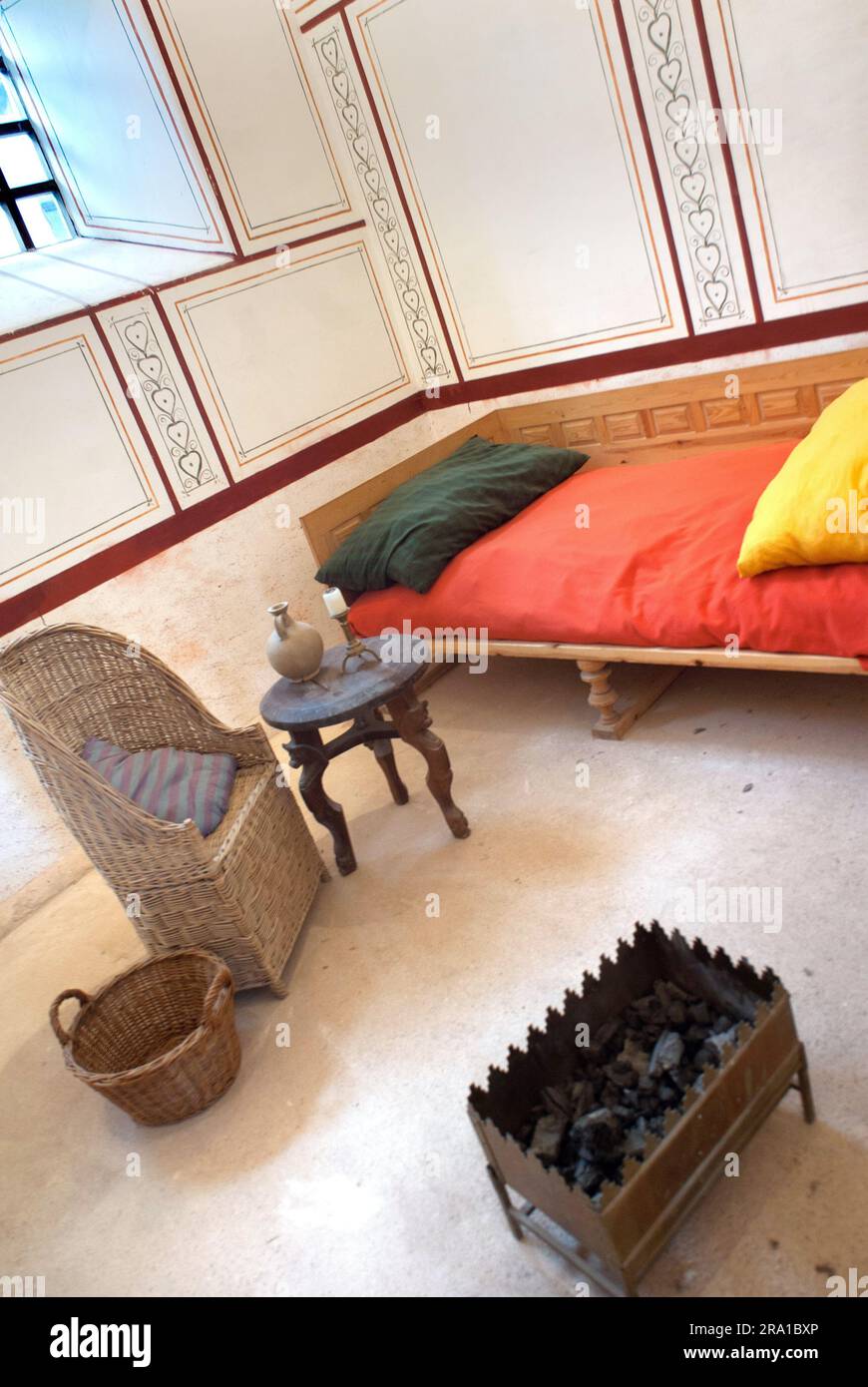 Reconstruction of Roman living quarters at Arbeia Roman Fort, South ...