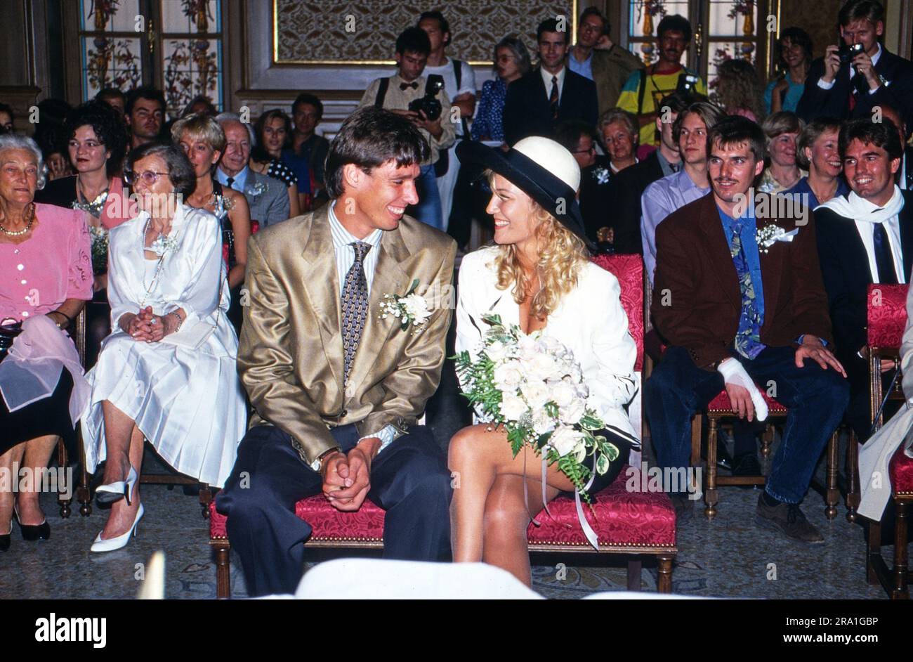 Michael Stich, deutscher Tennisspieler, bei seiner standesamtlichen ...