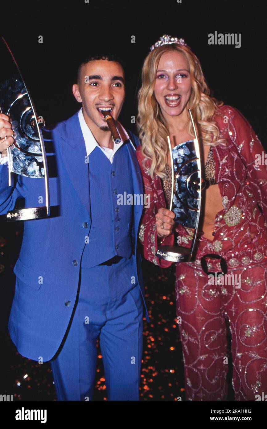 Dj bailando hi-res stock photography and images - Alamy