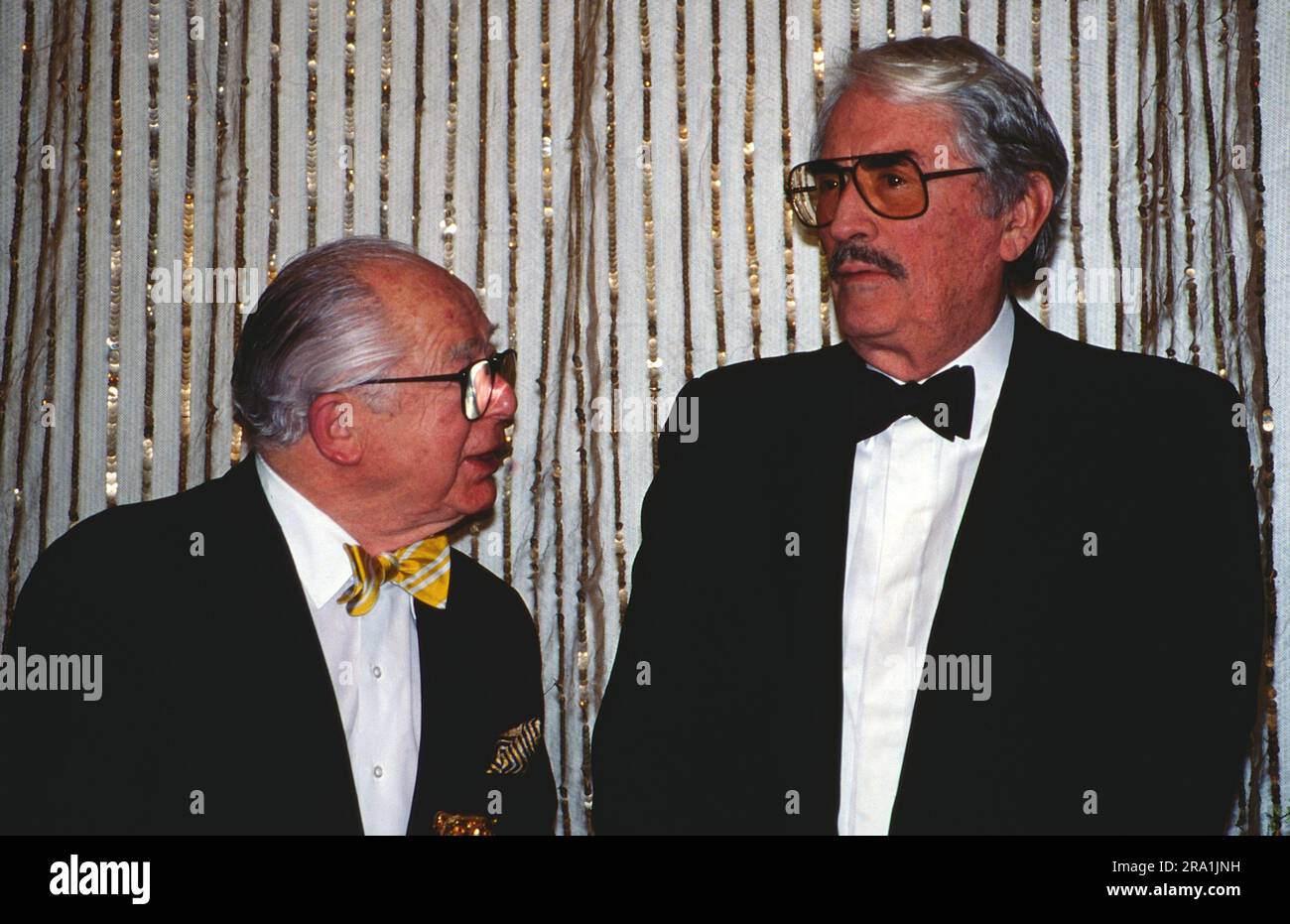 Filmregisseur Billy Wilder und der amerikanische Schauspieler Gregory ...