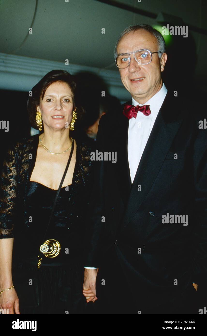 Journalist Fritz Pleitgen mit Ehefrau Gerda bei einem event ...