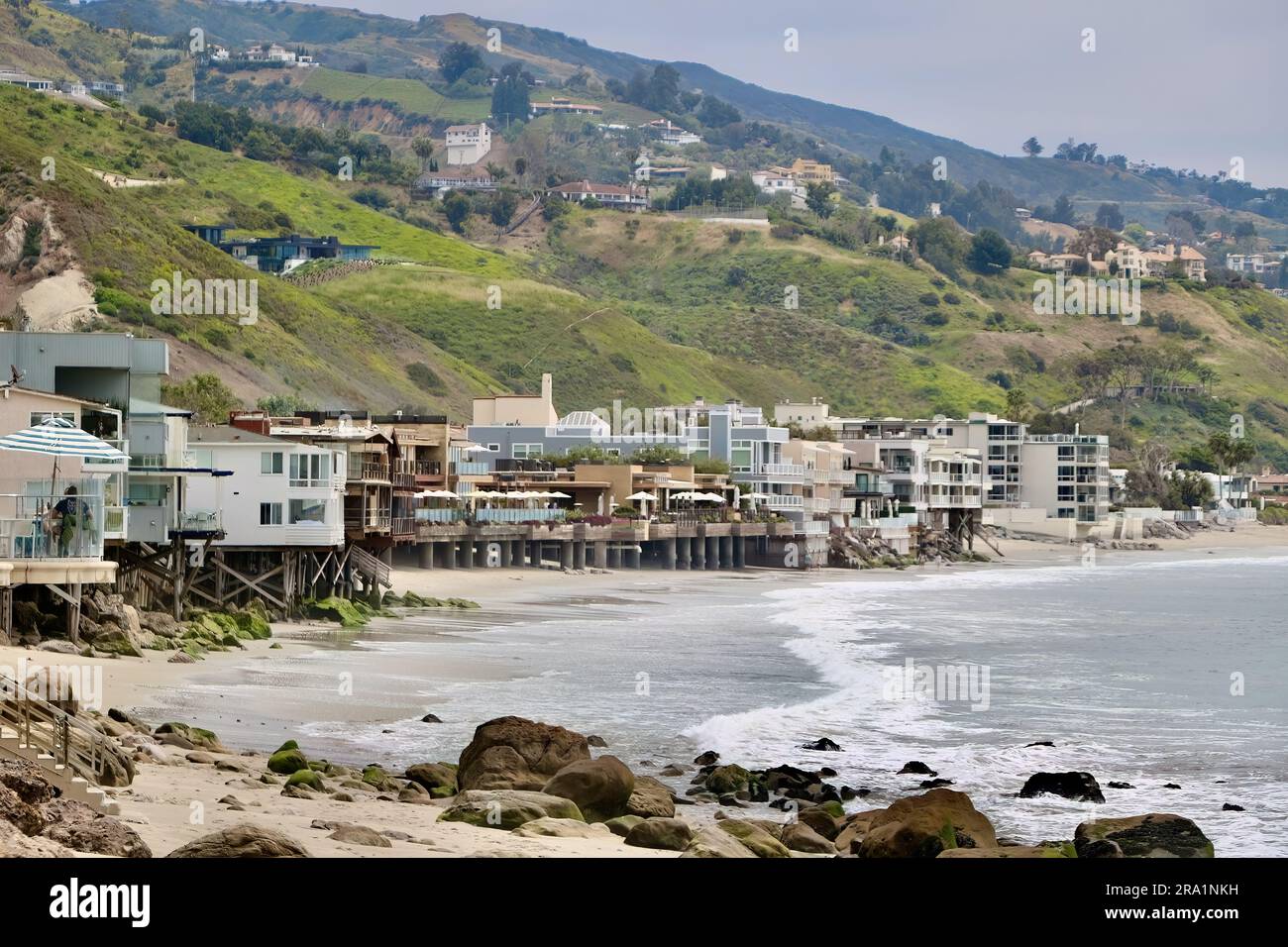Malibu beach california hi-res stock photography and images - Alamy