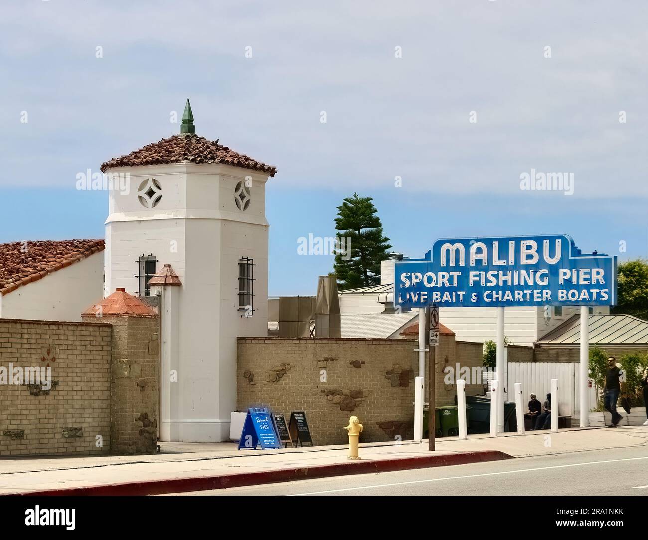 Malibu beach california hi-res stock photography and images - Alamy