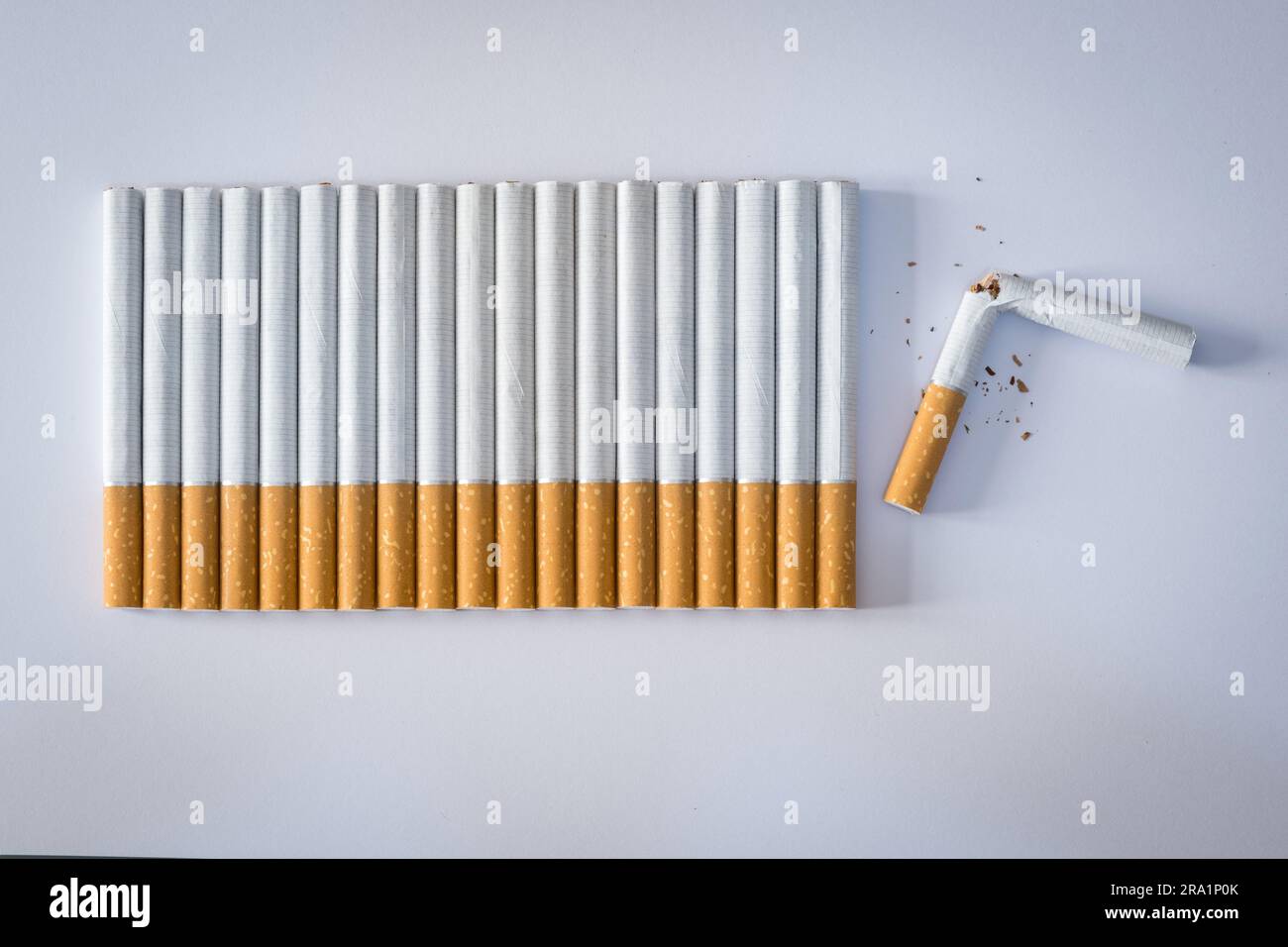 Classic cigarettes box hi-res stock photography and images - Alamy