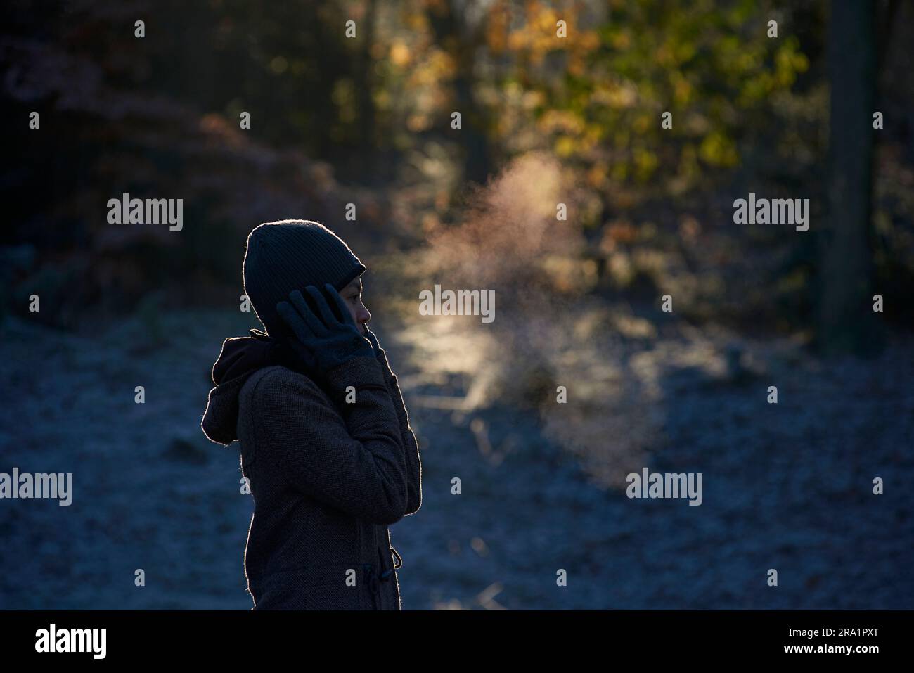 Woman arms wide forest hi-res stock photography and images - Alamy