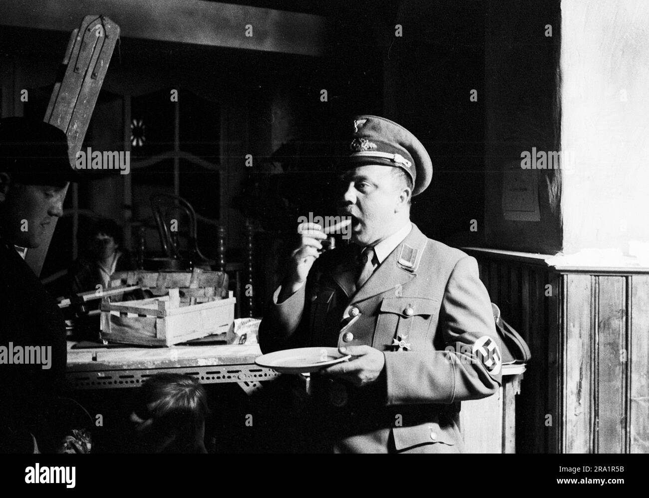 Nachts wenn der Teufel kam, Spielfilm, Deutschland 1957, Regie: Robert ...