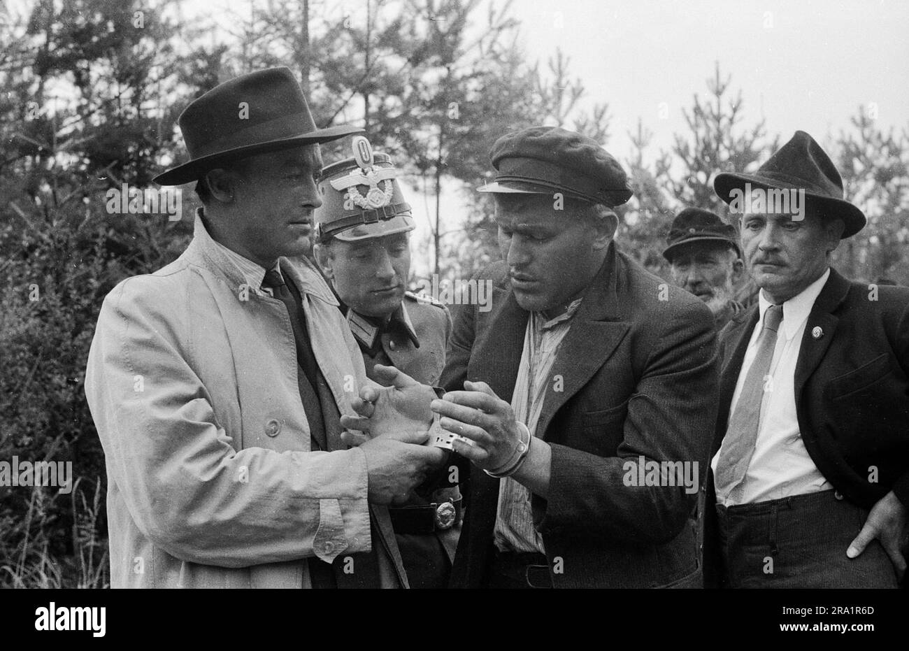 Nachts wenn der Teufel kam, Spielfilm, Deutschland 1957, Regie: Robert ...