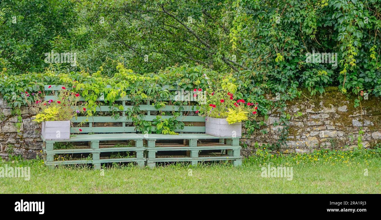 Lonely sitting bench Stock Photo - Alamy