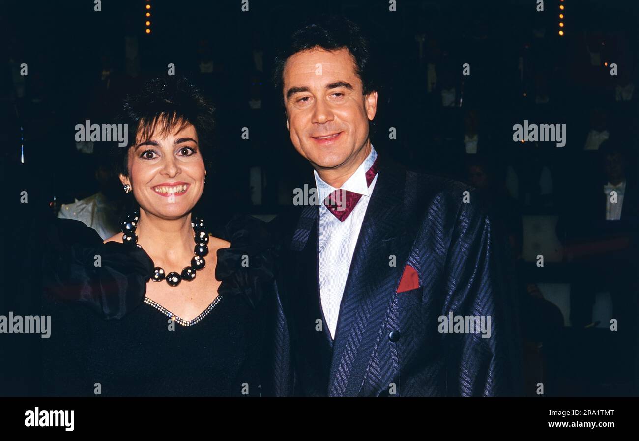Paola, Schweizer Sängerin mit Ehemann und Moderationspartner Kurt Felix ...