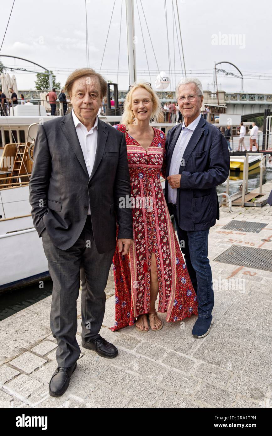 Alexandra vandernoot hi-res stock photography and images - Alamy