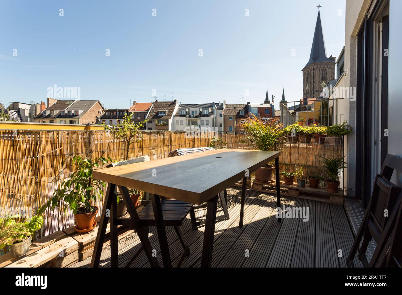 Area of cologne hi-res stock photography and images - Alamy