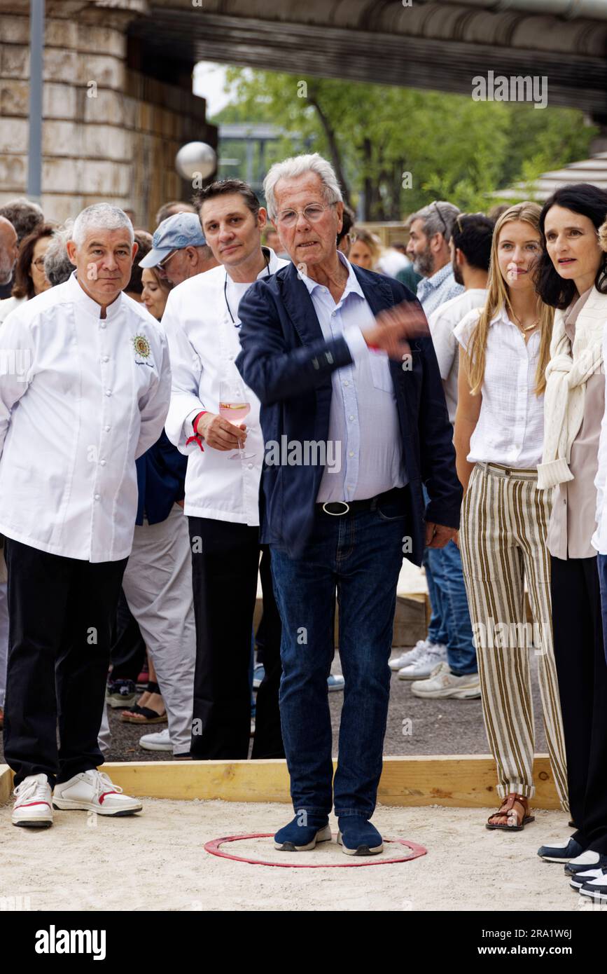 Gastronomic petanque party hi-res stock photography and images - Alamy