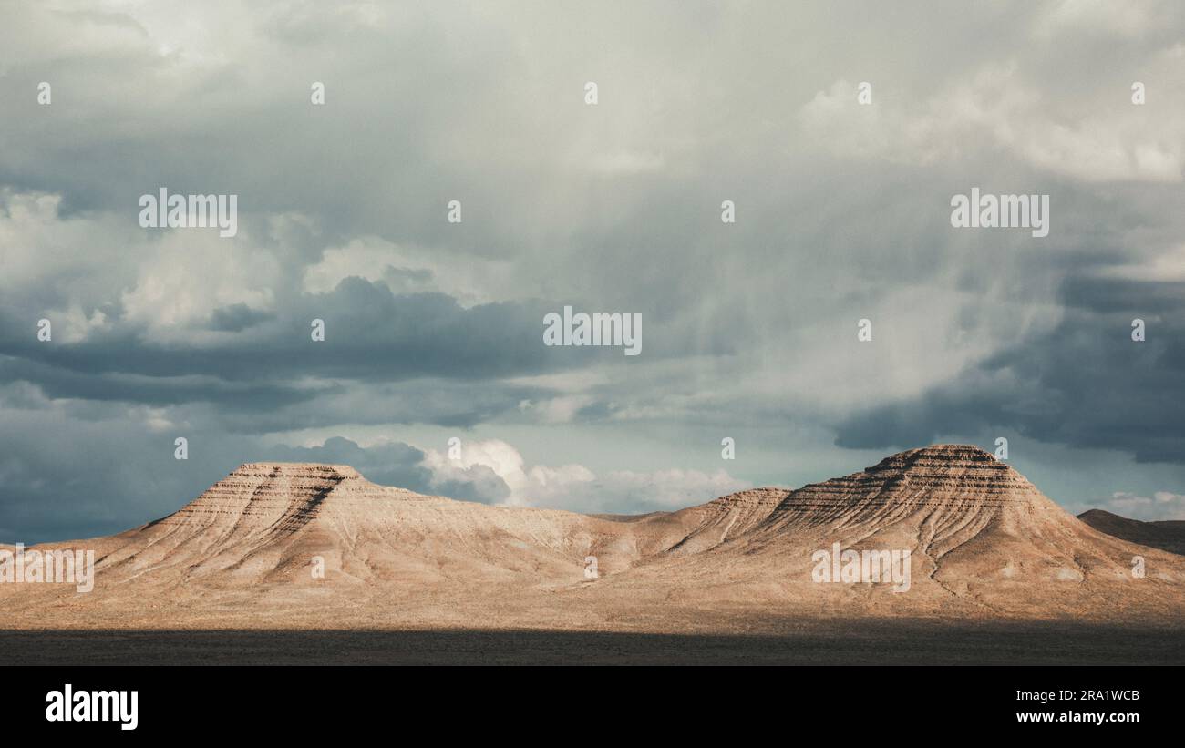 Open desert hi-res stock photography and images - Alamy