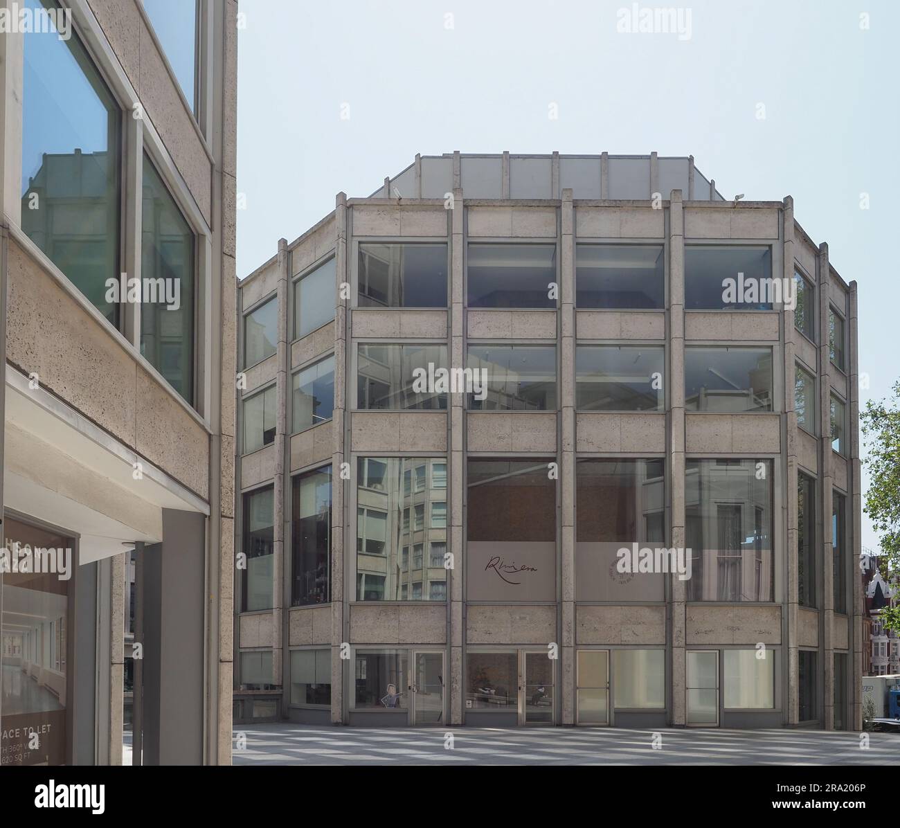 LONDON, UK - JUNE 08, 2023: The Economist Building iconic new brutalist ...