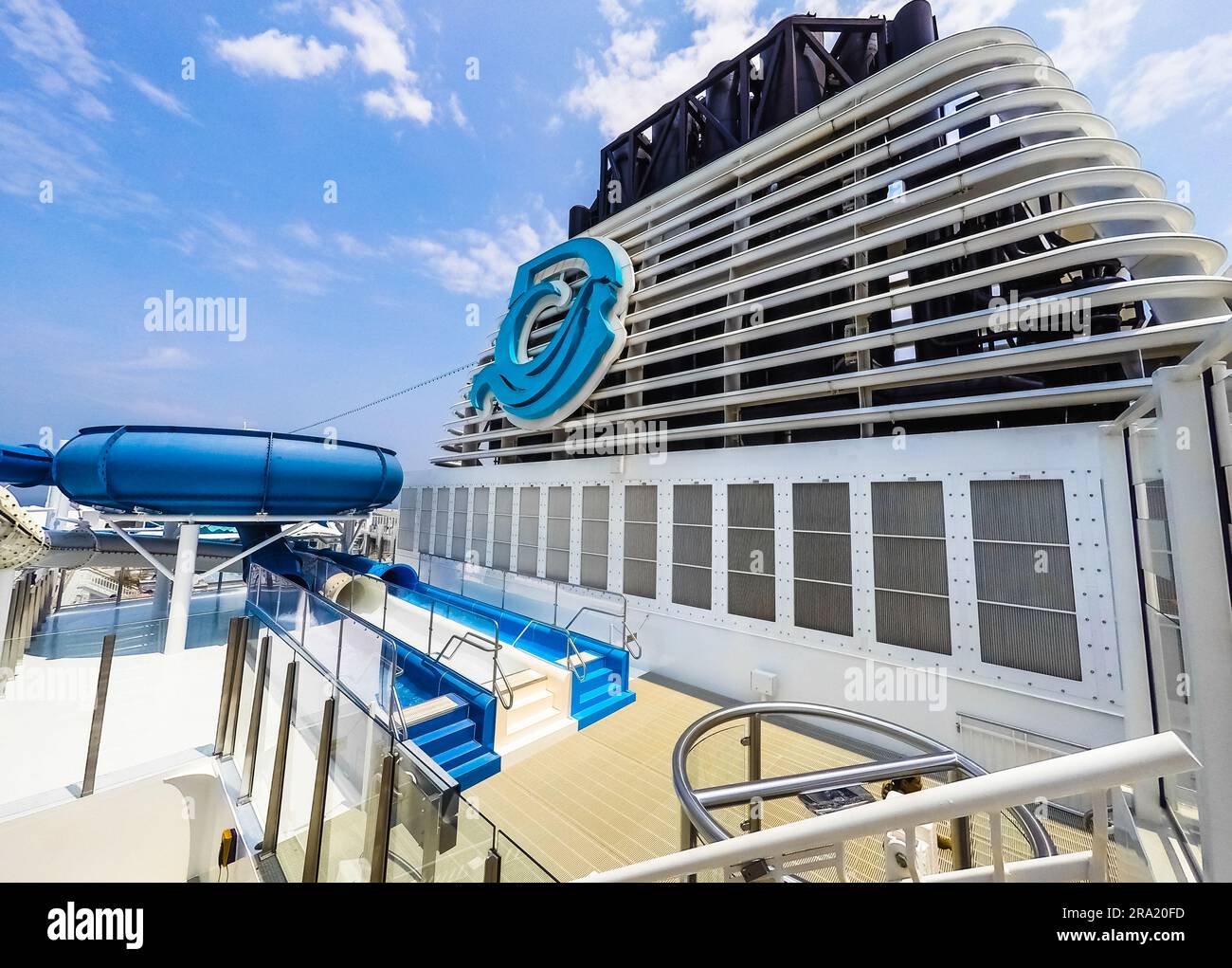 Manara cruise ship hi-res stock photography and images - Alamy