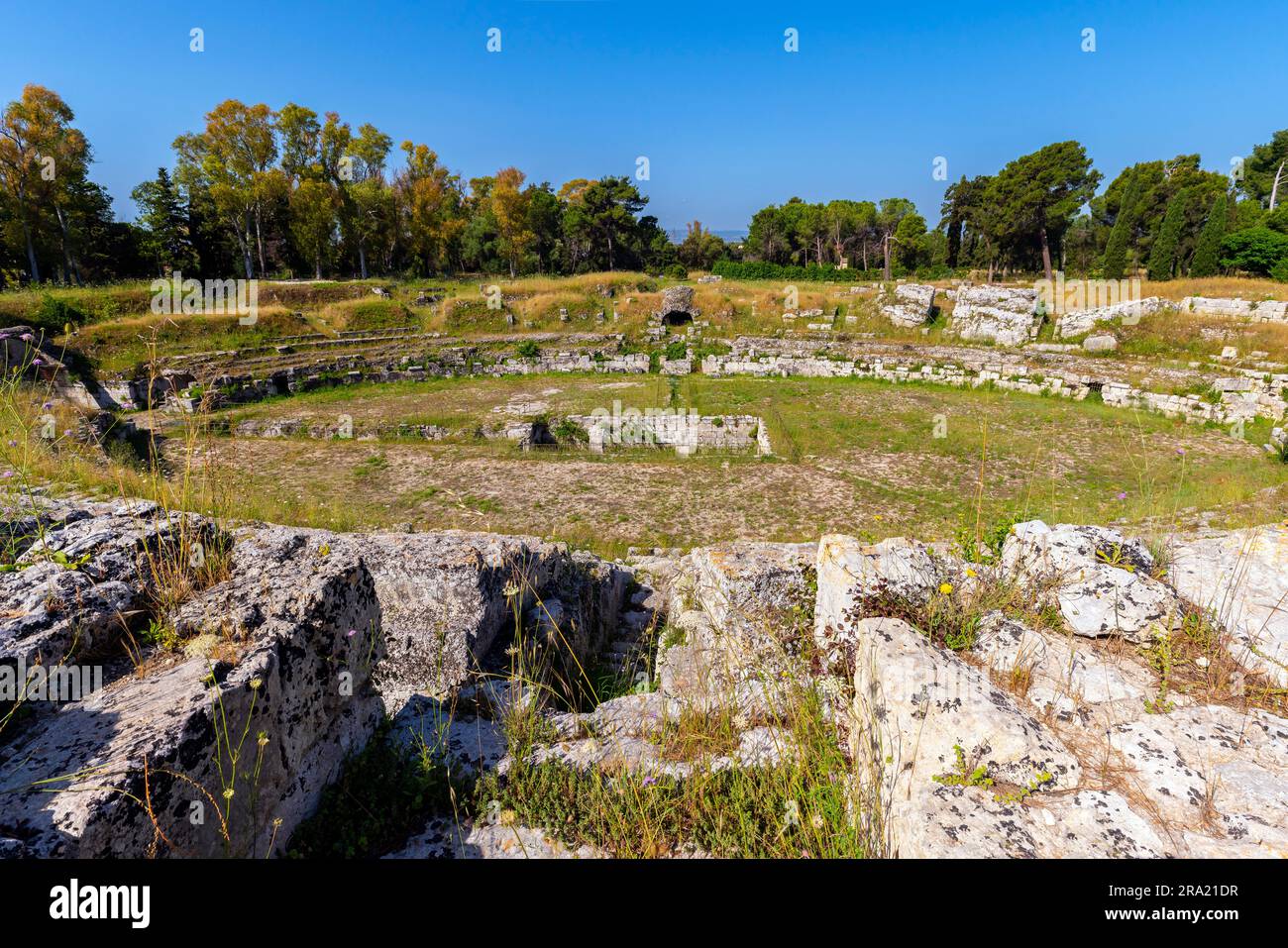 Suburb of neapolis hi-res stock photography and images - Alamy